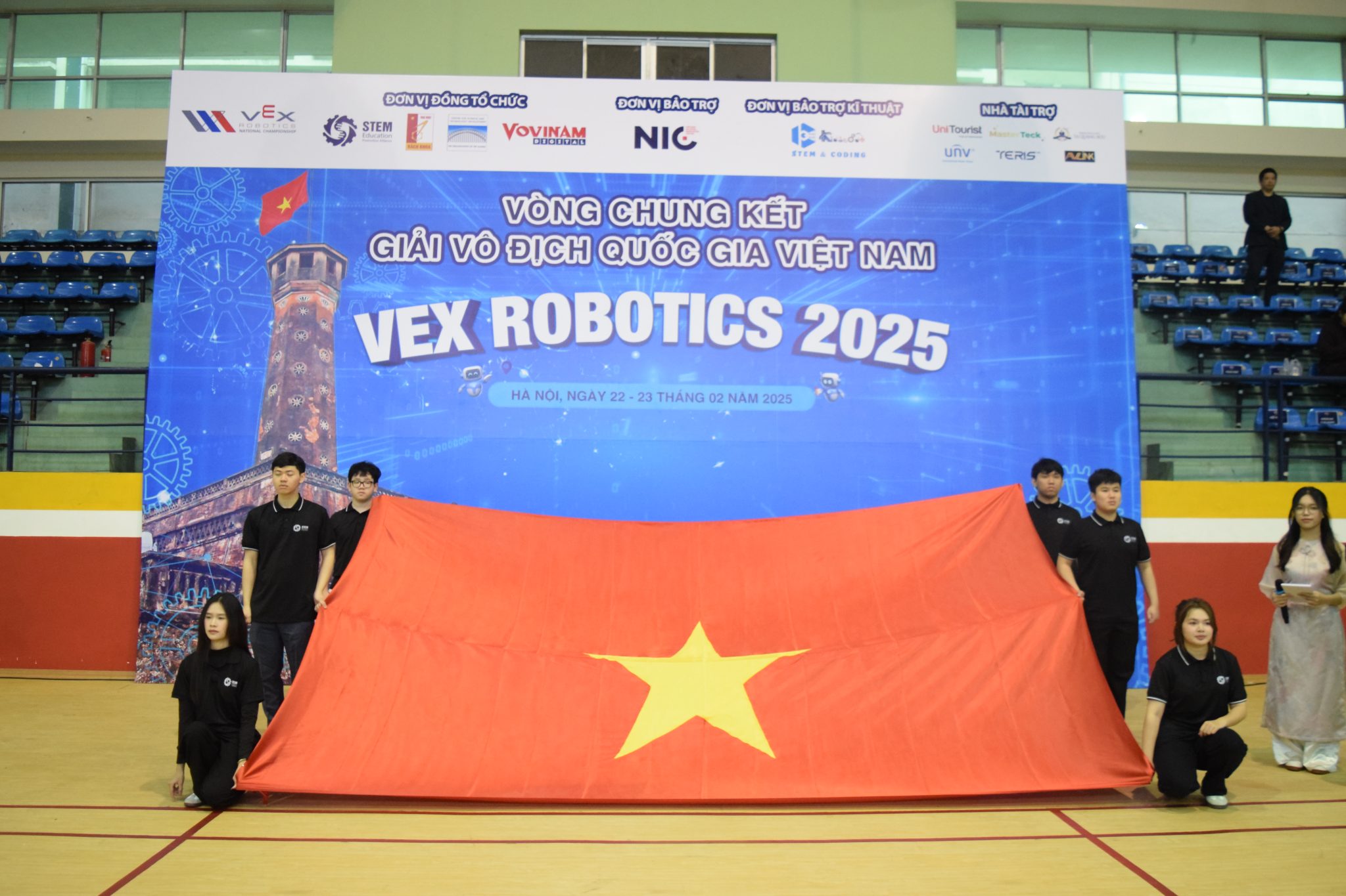 VEX Robotics Vietnam National Championship 2025 - STEM EDUCATION PROMOTION ALLIANCE